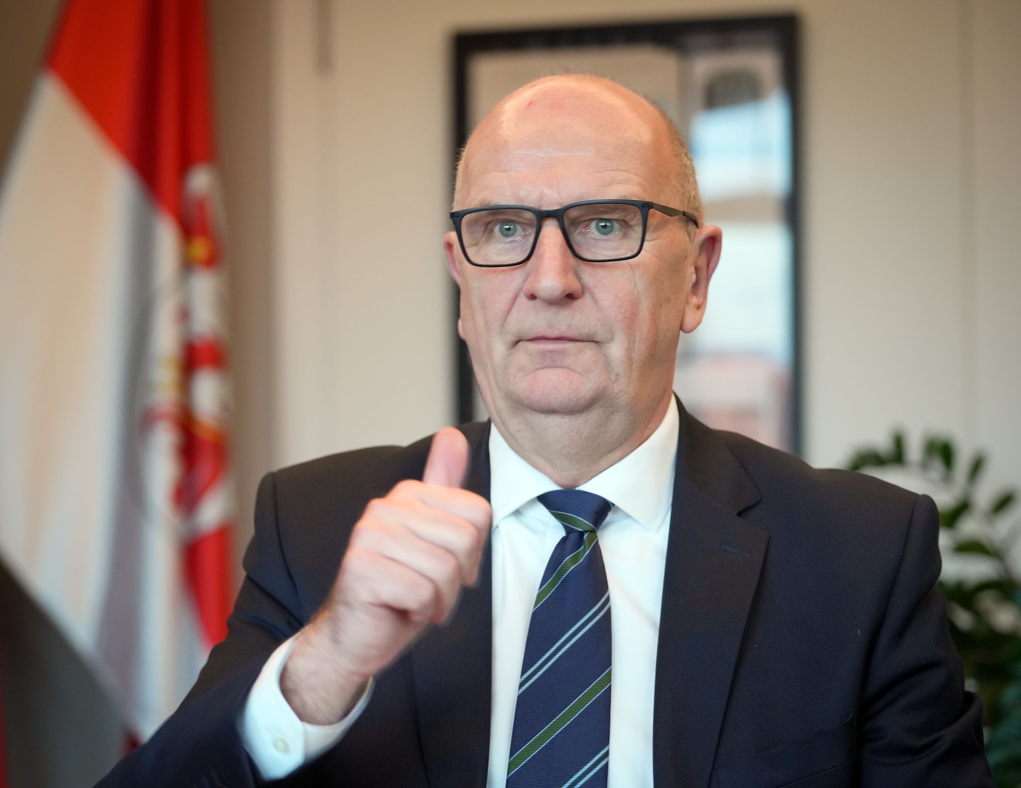 Woidke: Wahlen gehen oft anders aus als Umfragen vorhersagen | Berliner ...
